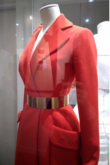 Musée Dior - La Révolution du New Look - MISS VINYL BLOG - Poupées de ...